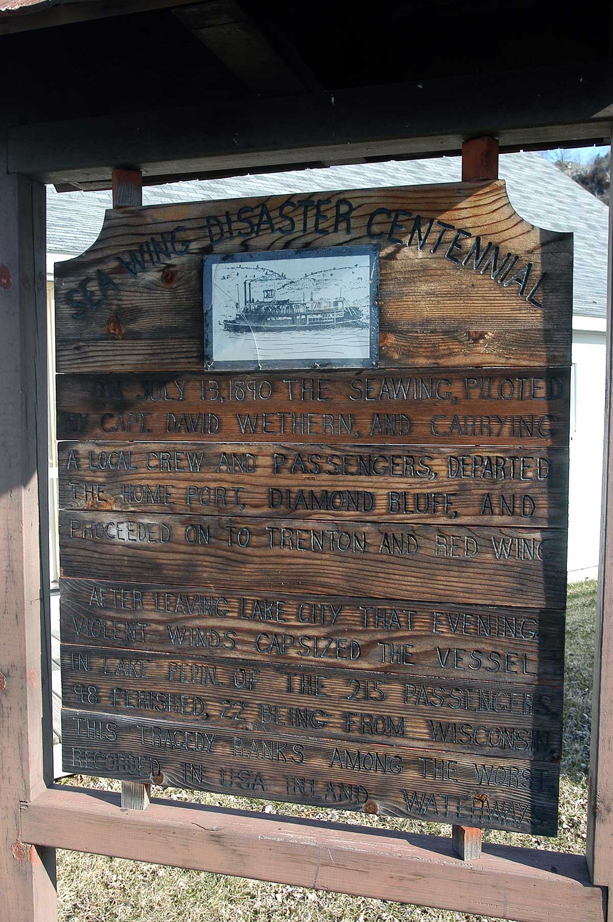 Diamond Bluff - Wisconsin Great River Road